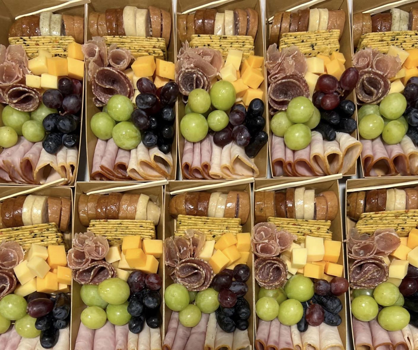 Eurocart Mini Me Personal Tray – Eurocart Sausages & Deli